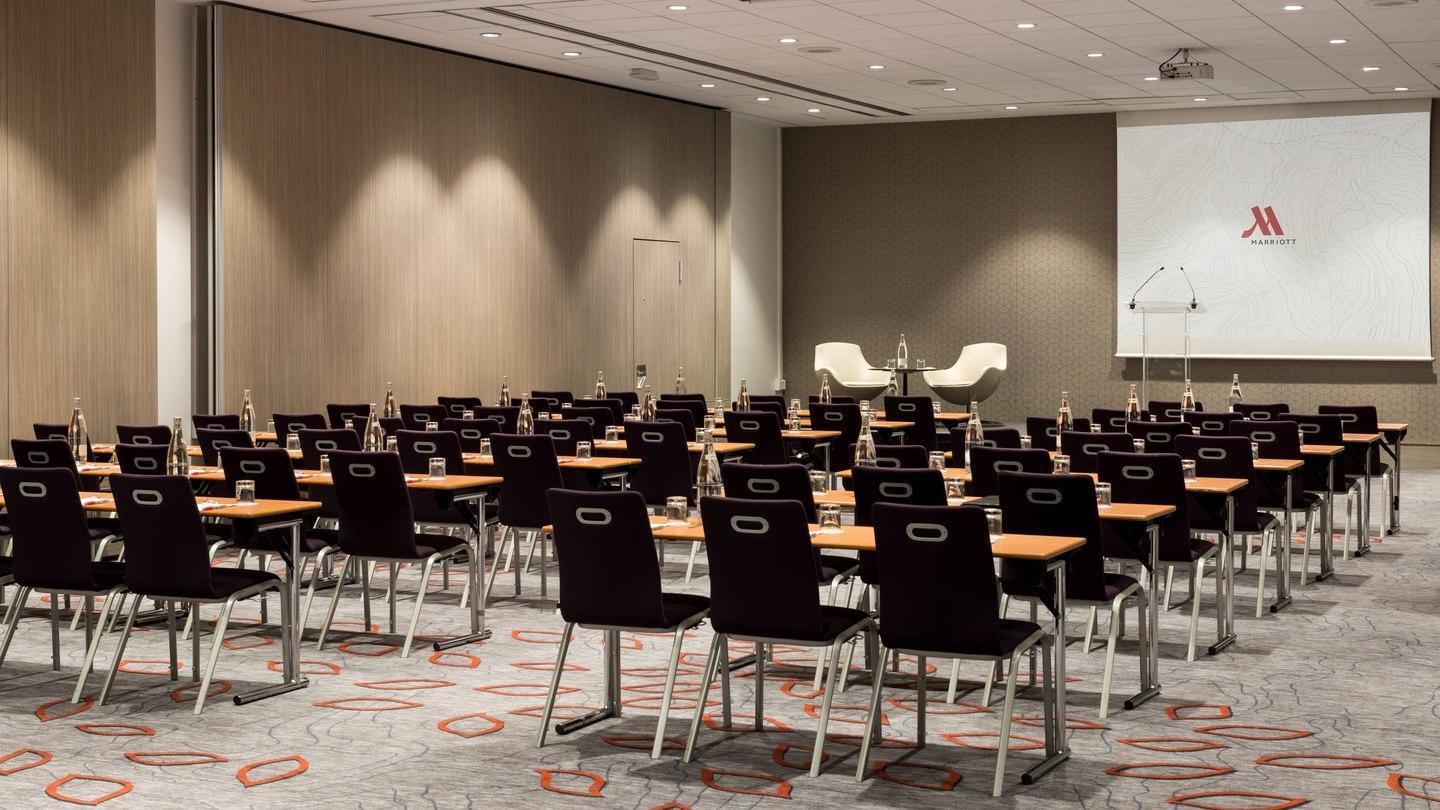 Paris Marriott Rive Gauche Hotel & Conference Center, Paris, France ...