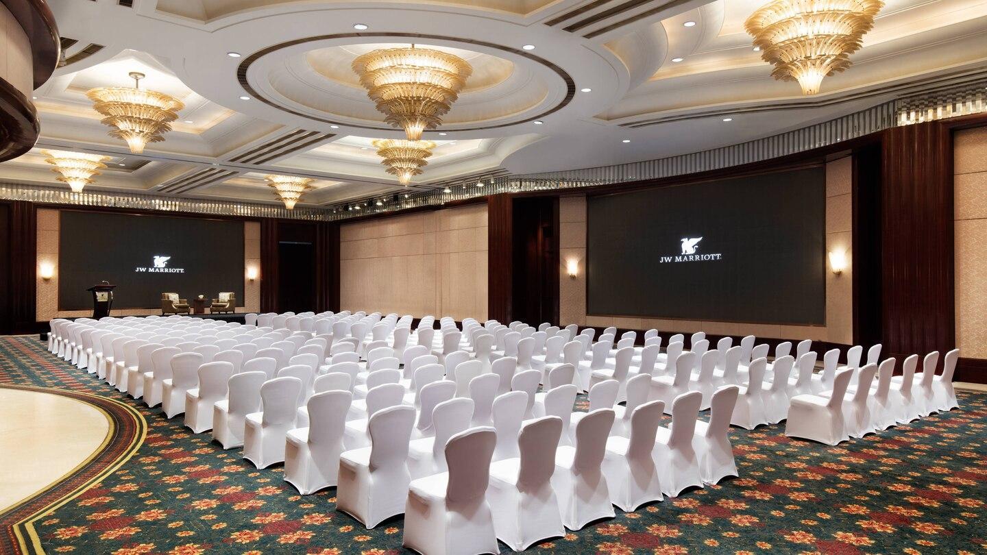 JW Marriott Hotel Shanghai at Tomorrow Square, Shanghai, China ...